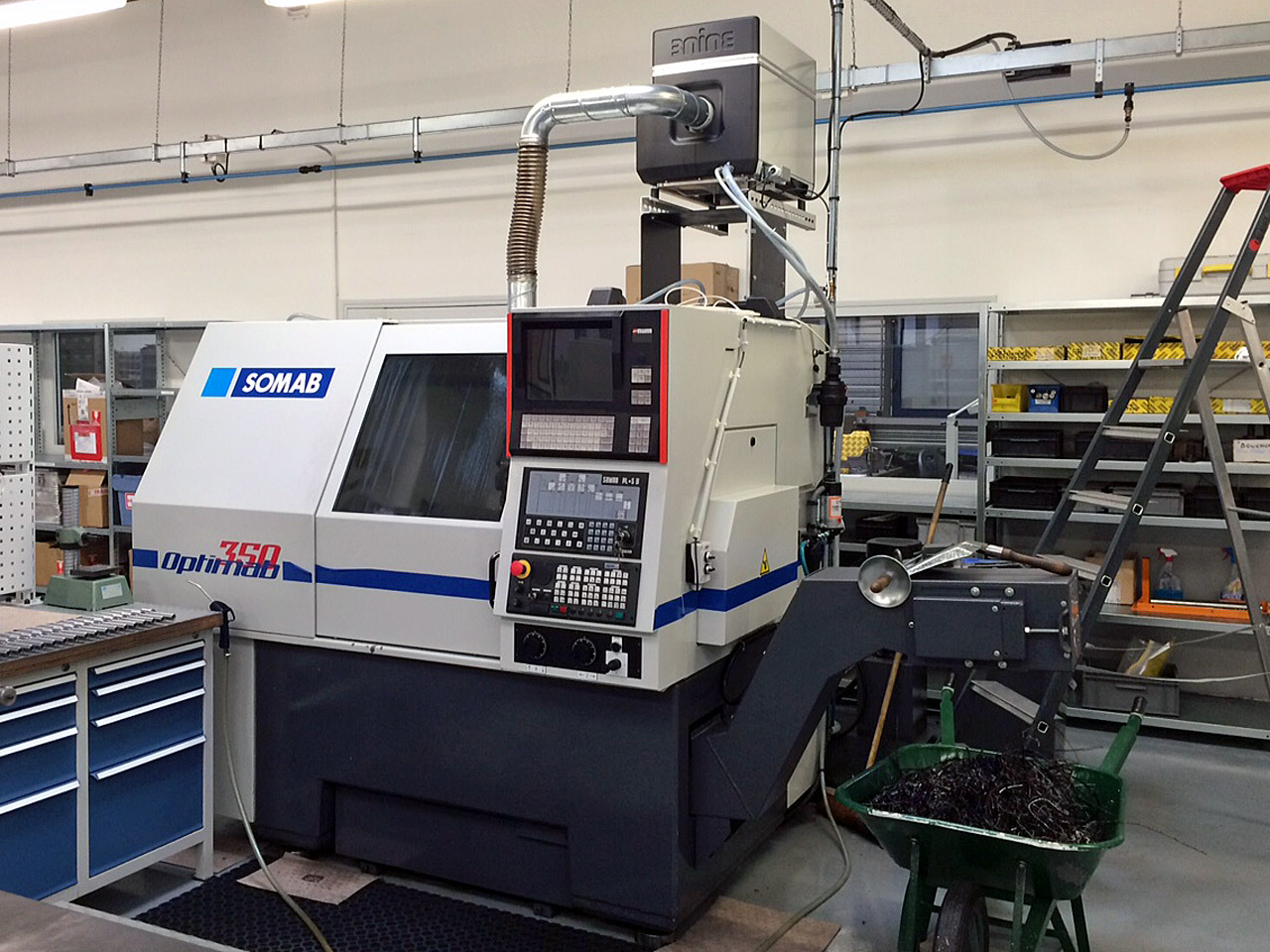 The 3nine oil mist eliminator Nova installed on a Somab Optimab 350 CNC ...